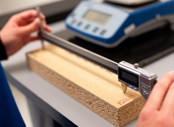 Linear Expansion Testing - Composite Panel Association